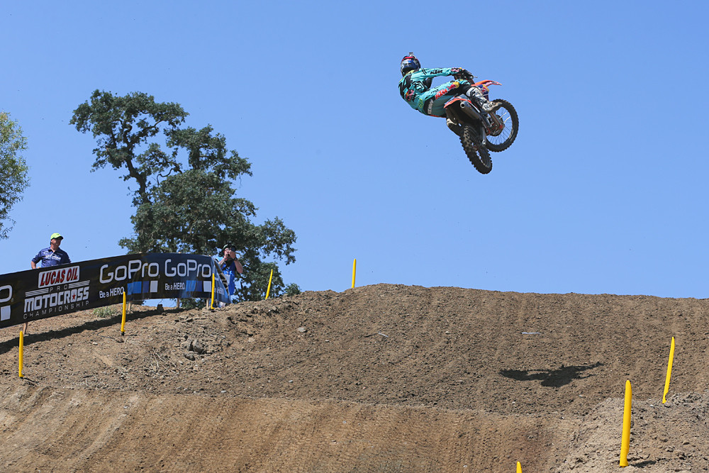 Step-up - Vital MX Pit Bits: Hangtown - Motocross Pictures - Vital MX