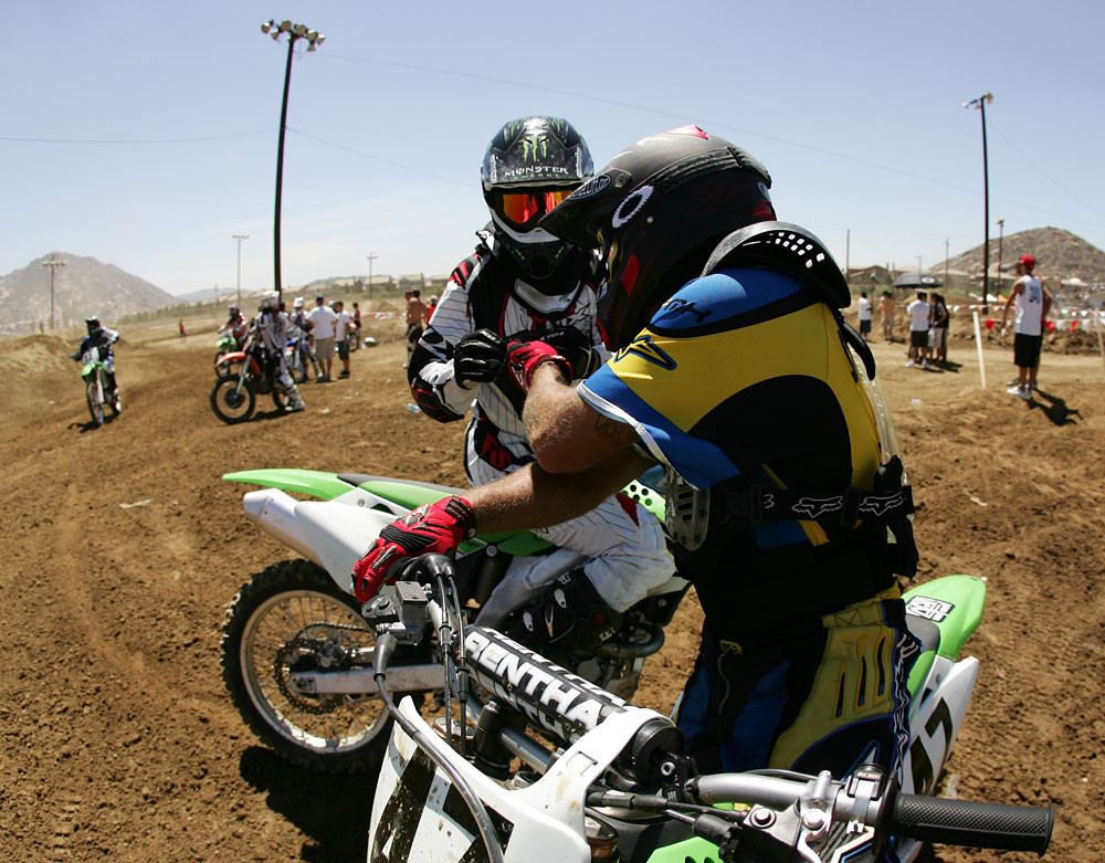 Jeff Emig and Josh Sleigh - 2007 Oakley Surfercross Day 1 - Motocross ...