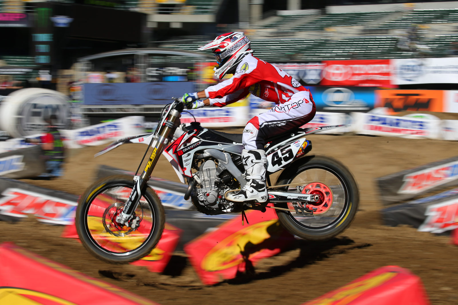 Vince Friese - Vital MX Pit Bits: Oakland - Motocross Pictures - Vital MX