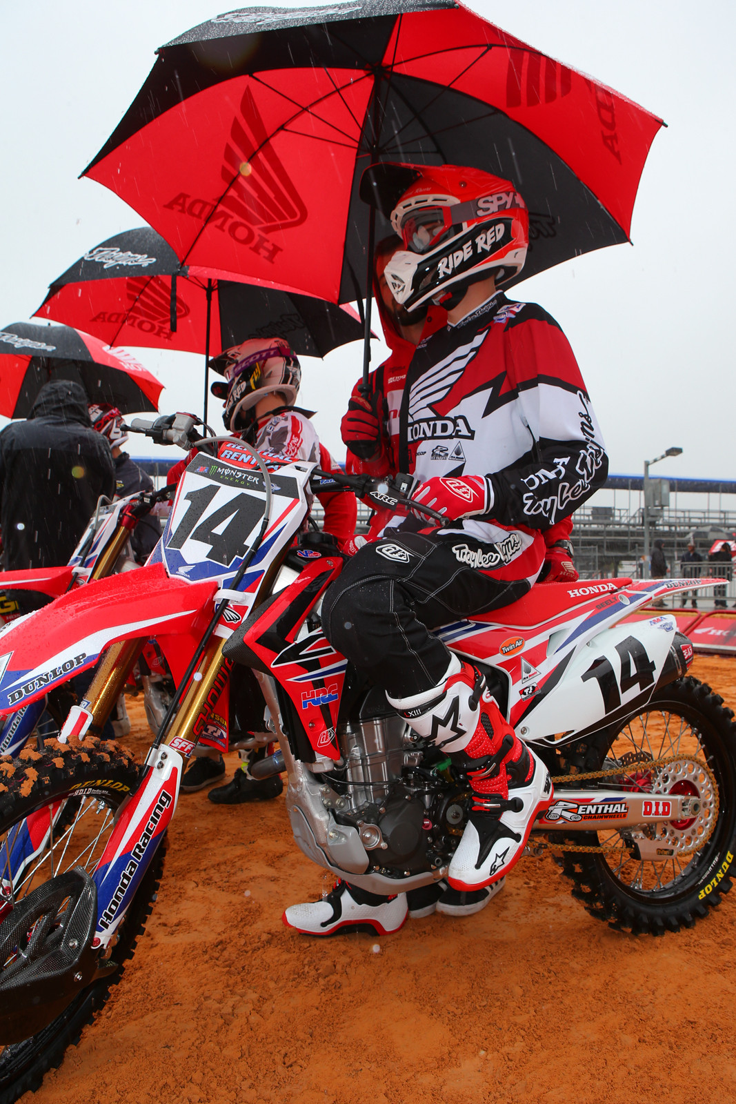 Cole Seely - Vital MX Pit Bits: Daytona - Motocross Pictures - Vital MX