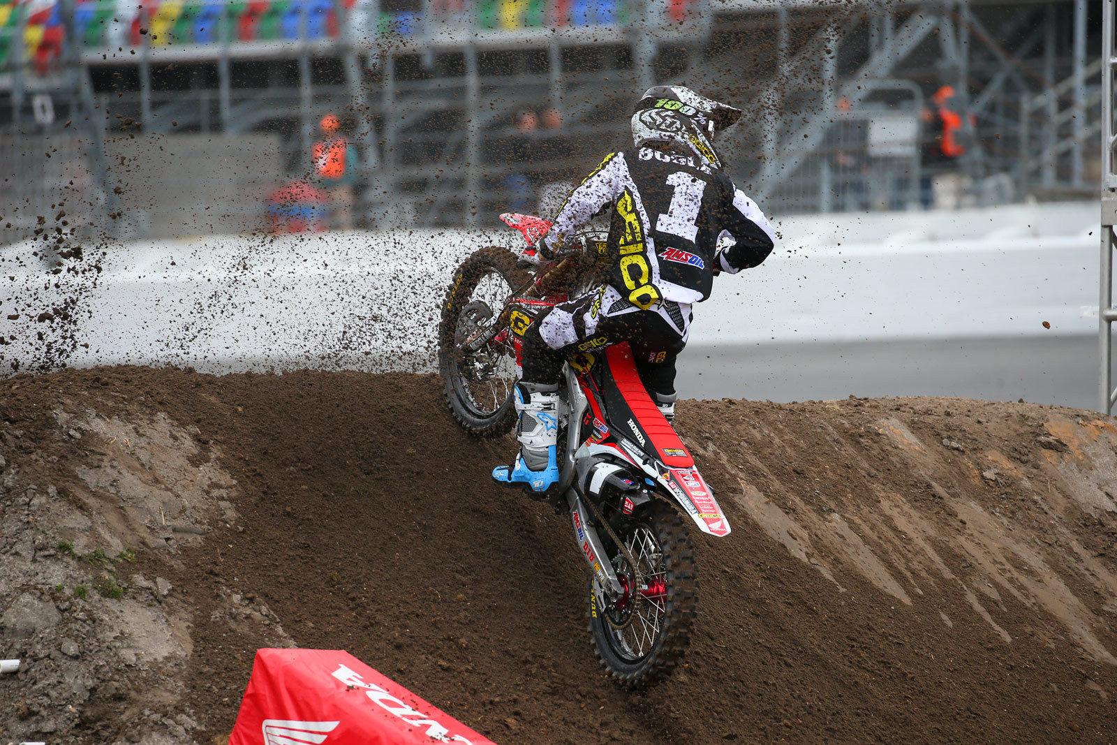Justin Bogle - Vital MX Pit Bits: Daytona - Motocross Pictures - Vital MX