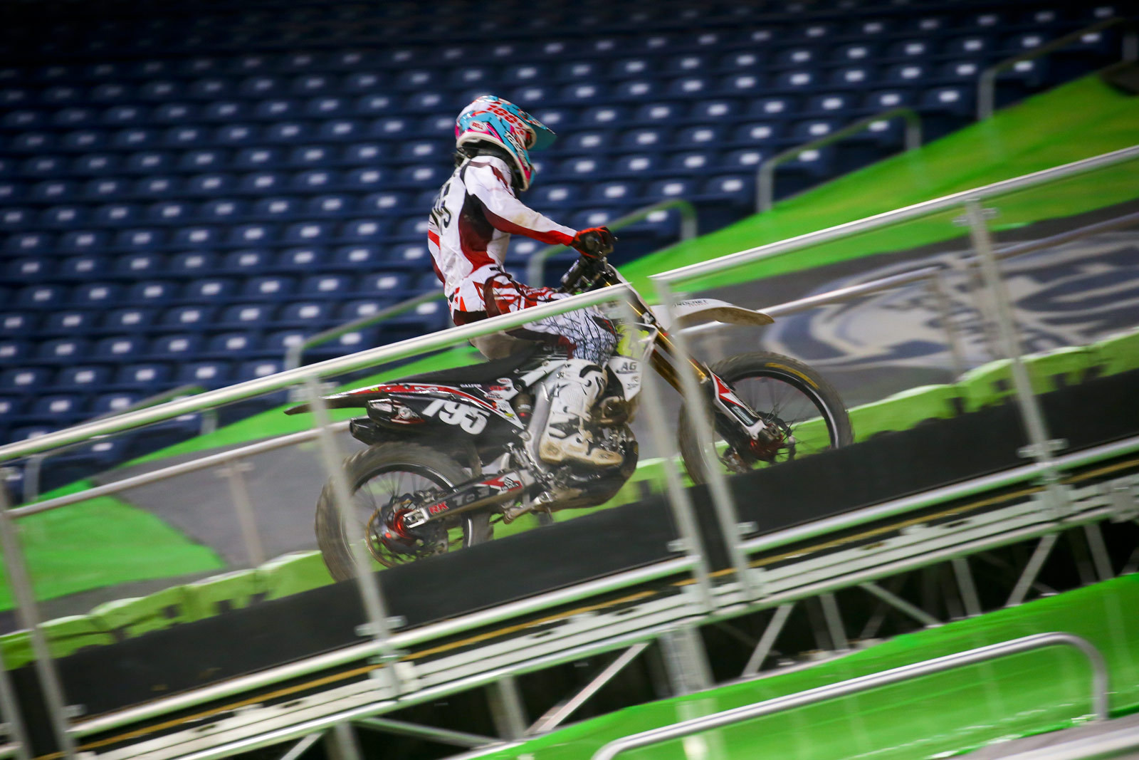 Open view - Vital MX Pit Bits: Detroit - Motocross Pictures - Vital MX