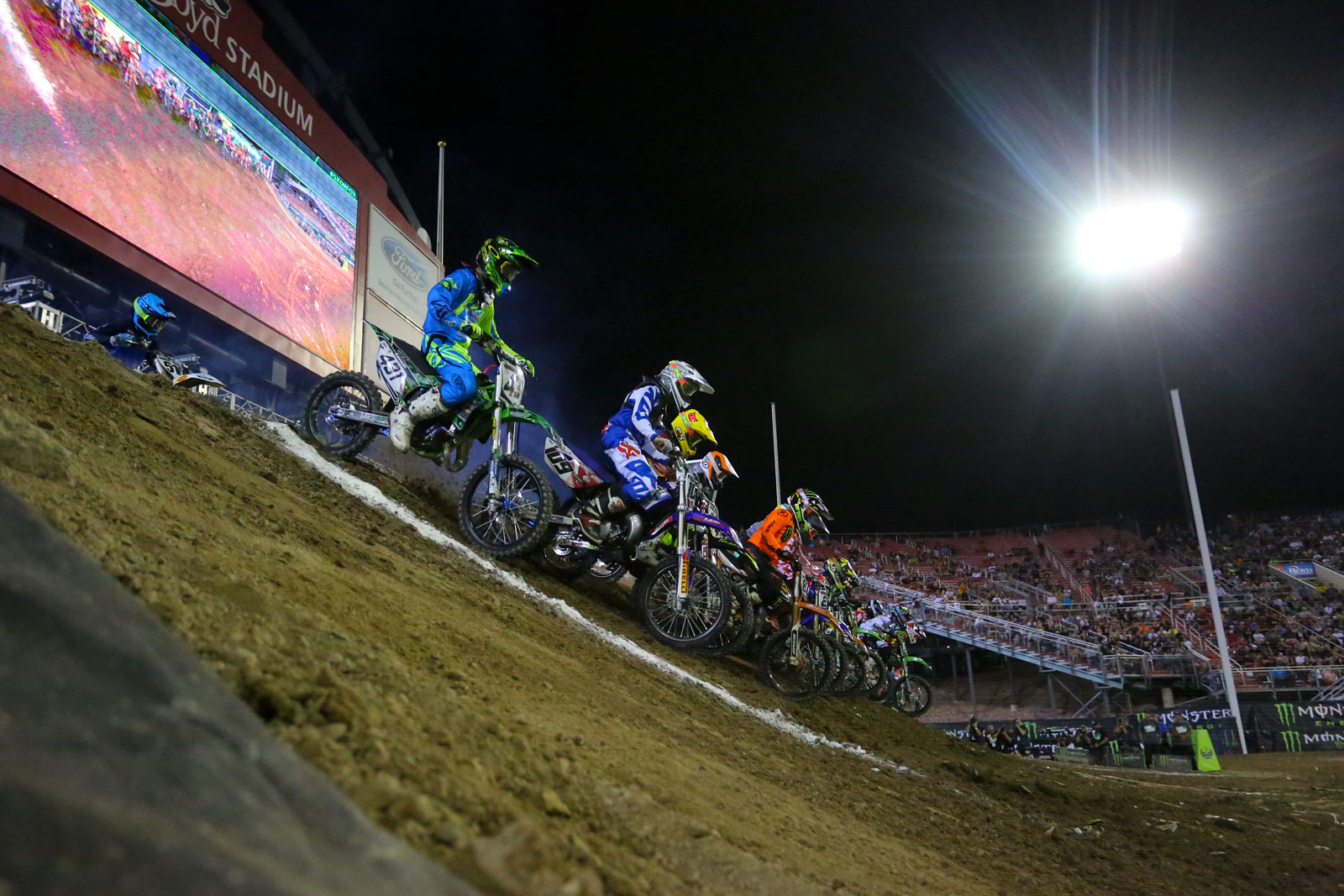 Supermini Main Two Start - Photo Blast: Monster Energy Cup - Motocross ...