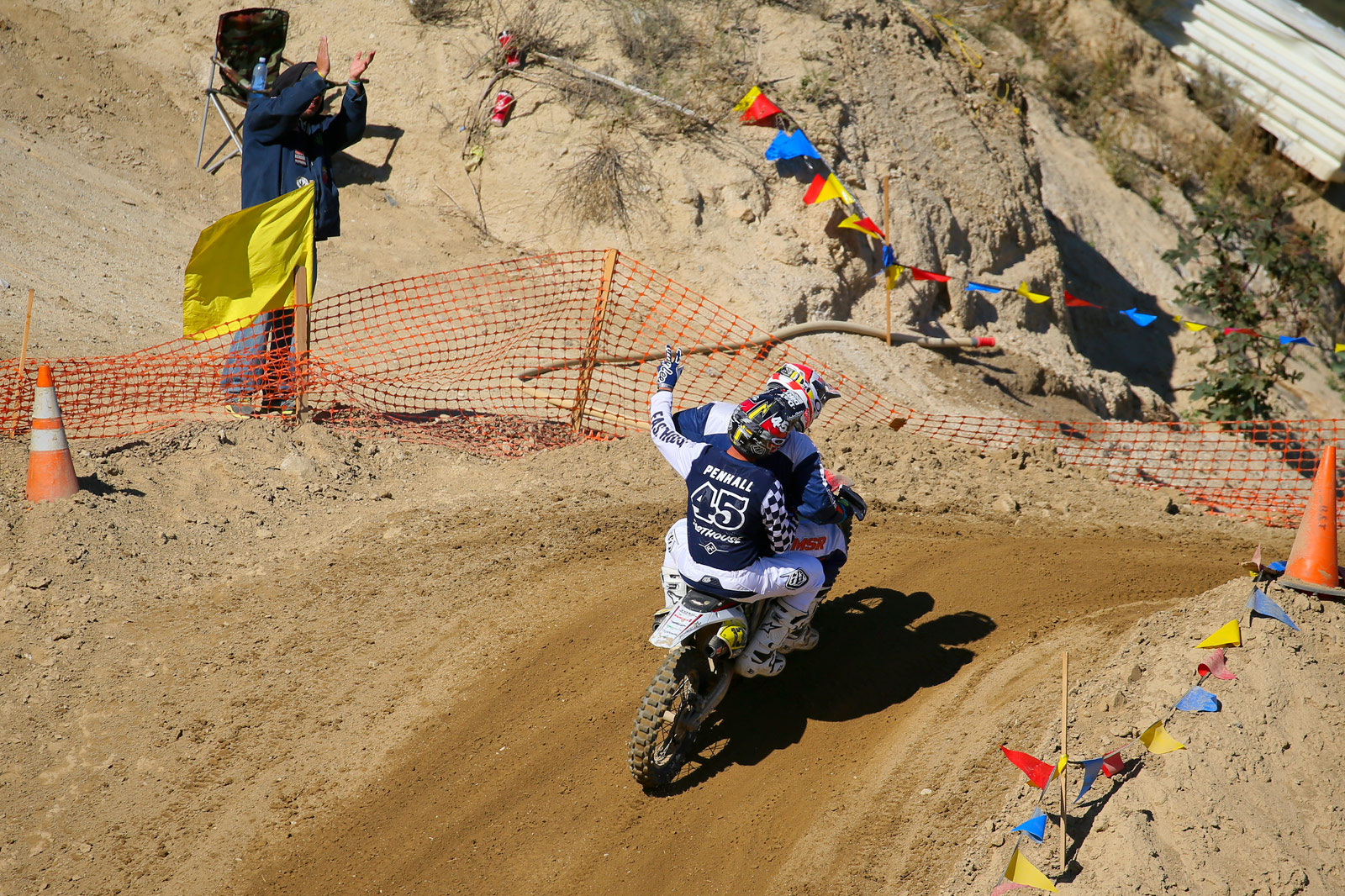 Teamwork - Sunday at Red Bull Day In The Dirt 18 - Motocross Pictures ...