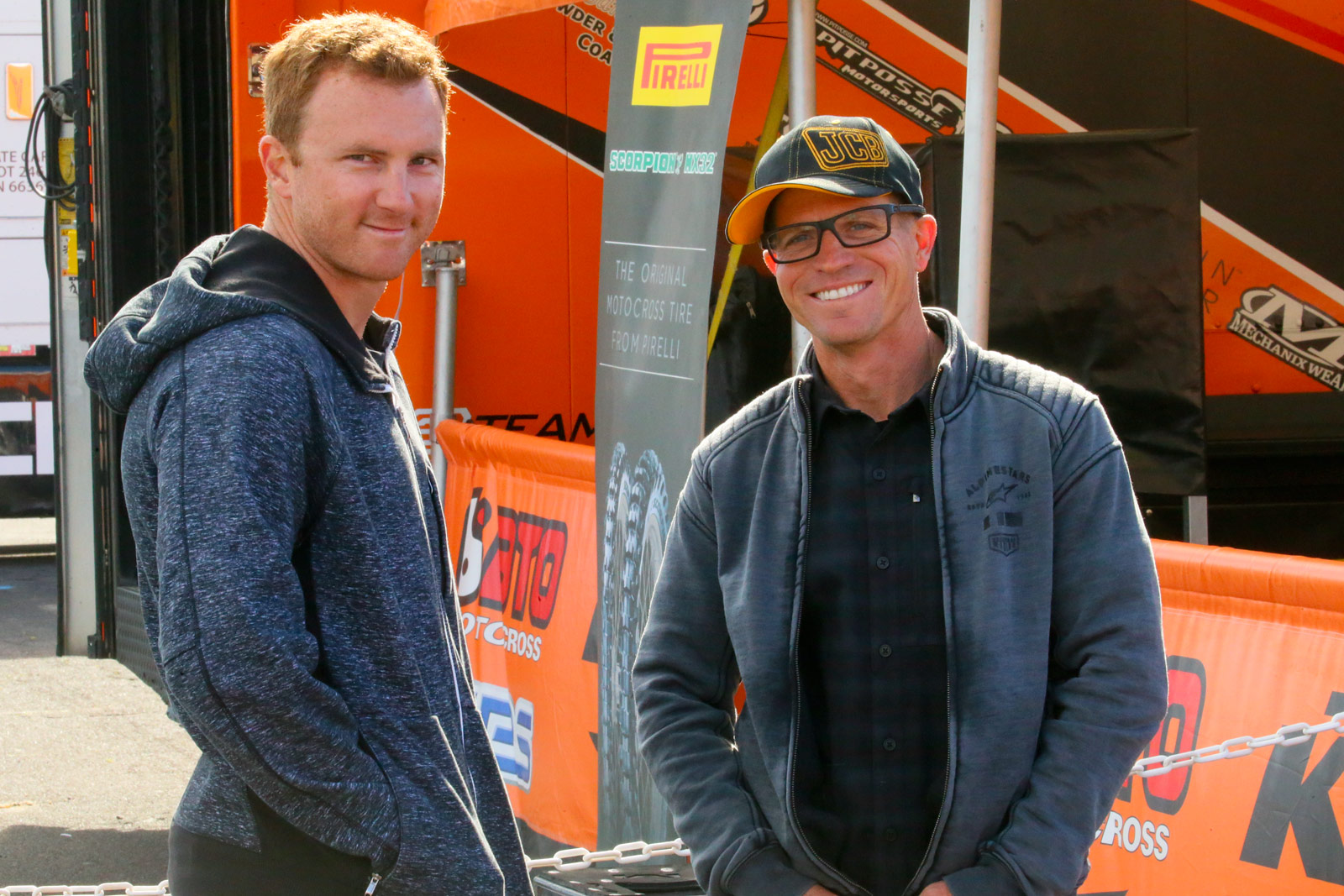 Tyla Rattray and Aldon Baker - Vital MX Pit Bits: Oakland - Motocross ...