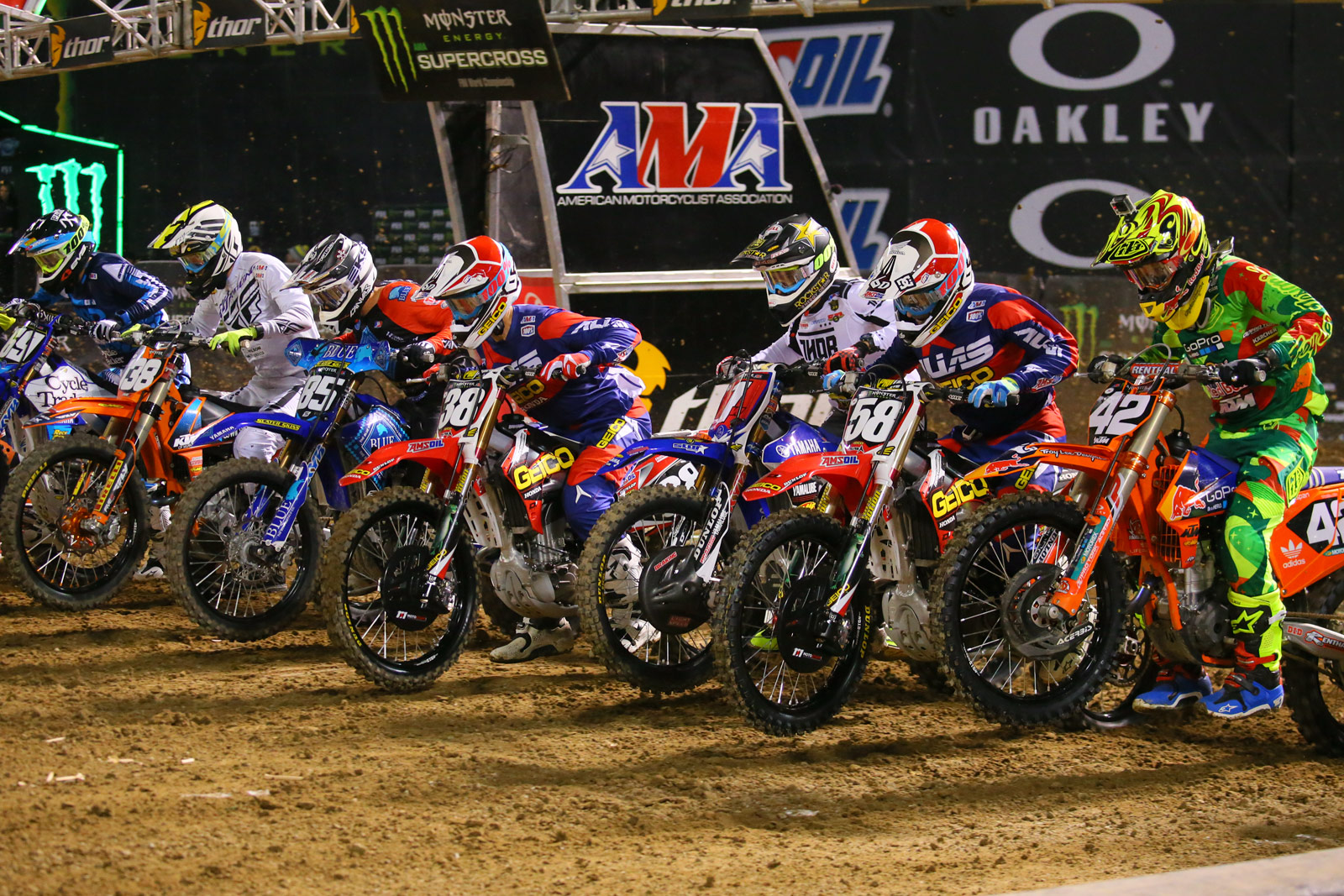 250 Heat Race Two Start - Photo Blast: Oakland - Motocross Pictures ...