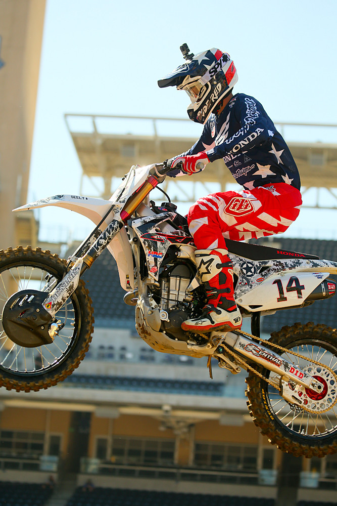 Cole Seely - Vital MX Pit Bits: San Diego 2 - Motocross Pictures - Vital MX
