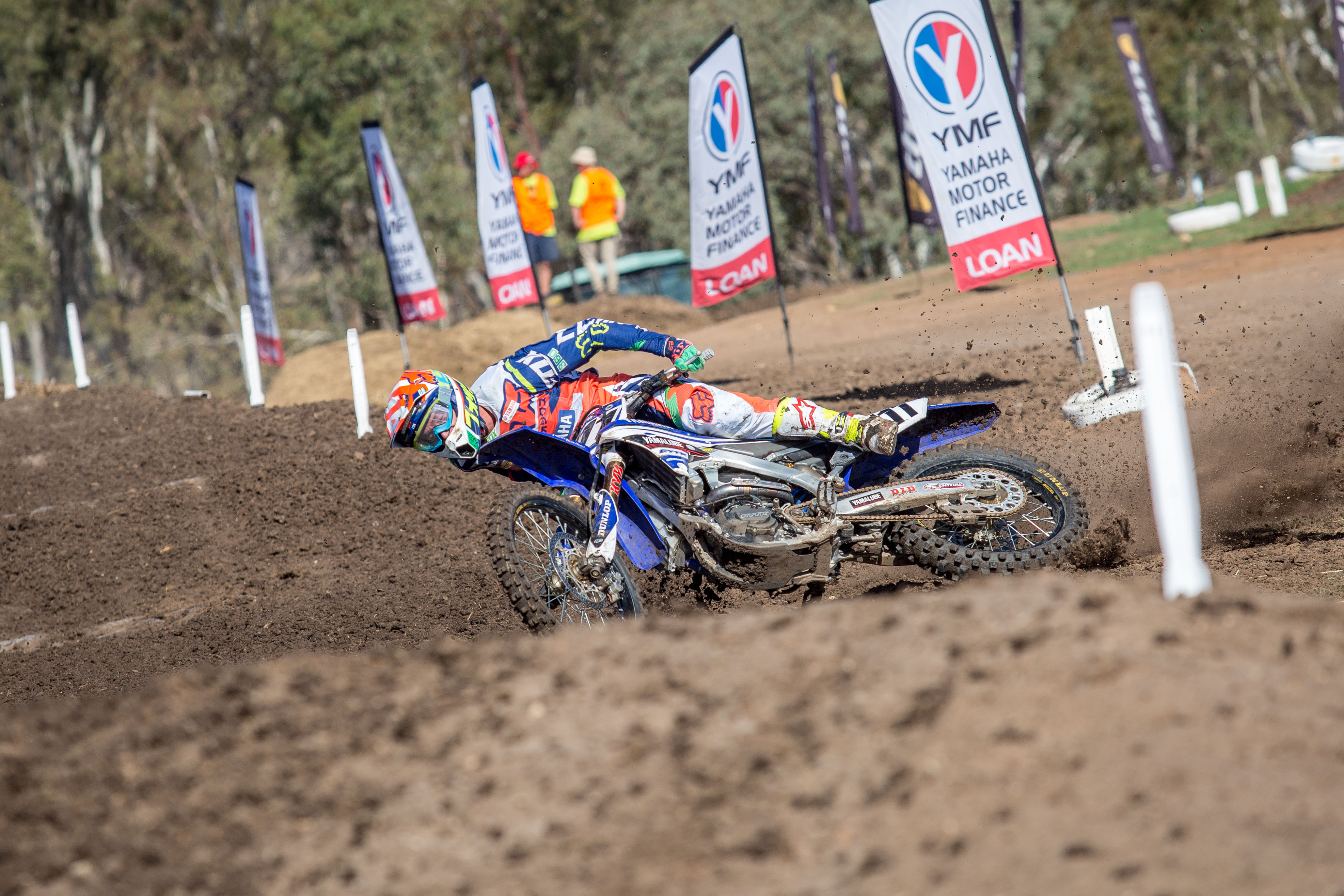 Dean Ferris crash - Australian Motul Motocross Nationals Round. 1 ...
