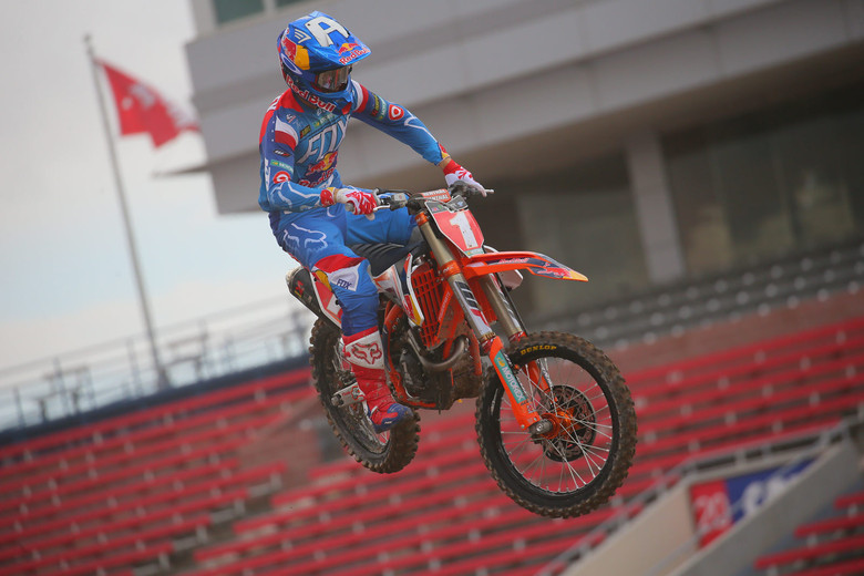 ryan dungey ducati