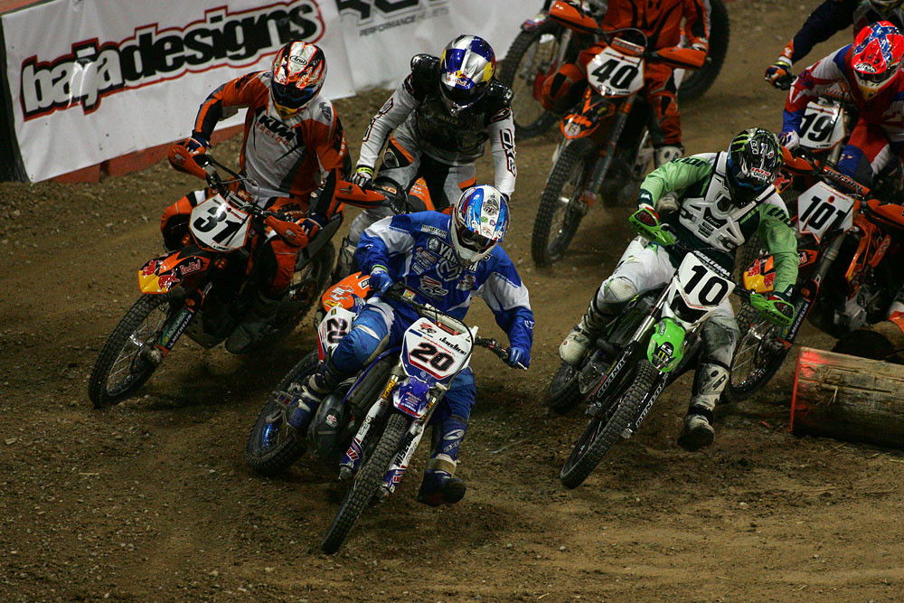 First turn 2 - 2007 Maxxis Endurocross Las Vegas - Motocross Pictures ...