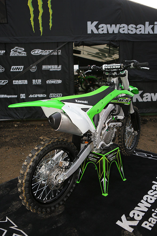 2017 Kawasaki KX250F - Vital MX Pit Bits: Hangtown - Motocross Pictures ...