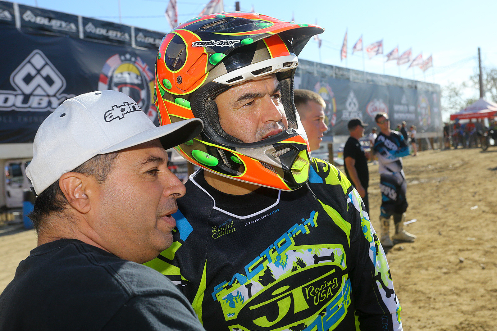 Tony Alessi and Javier Vico - Photo Gallery: Dubya World Vet ...