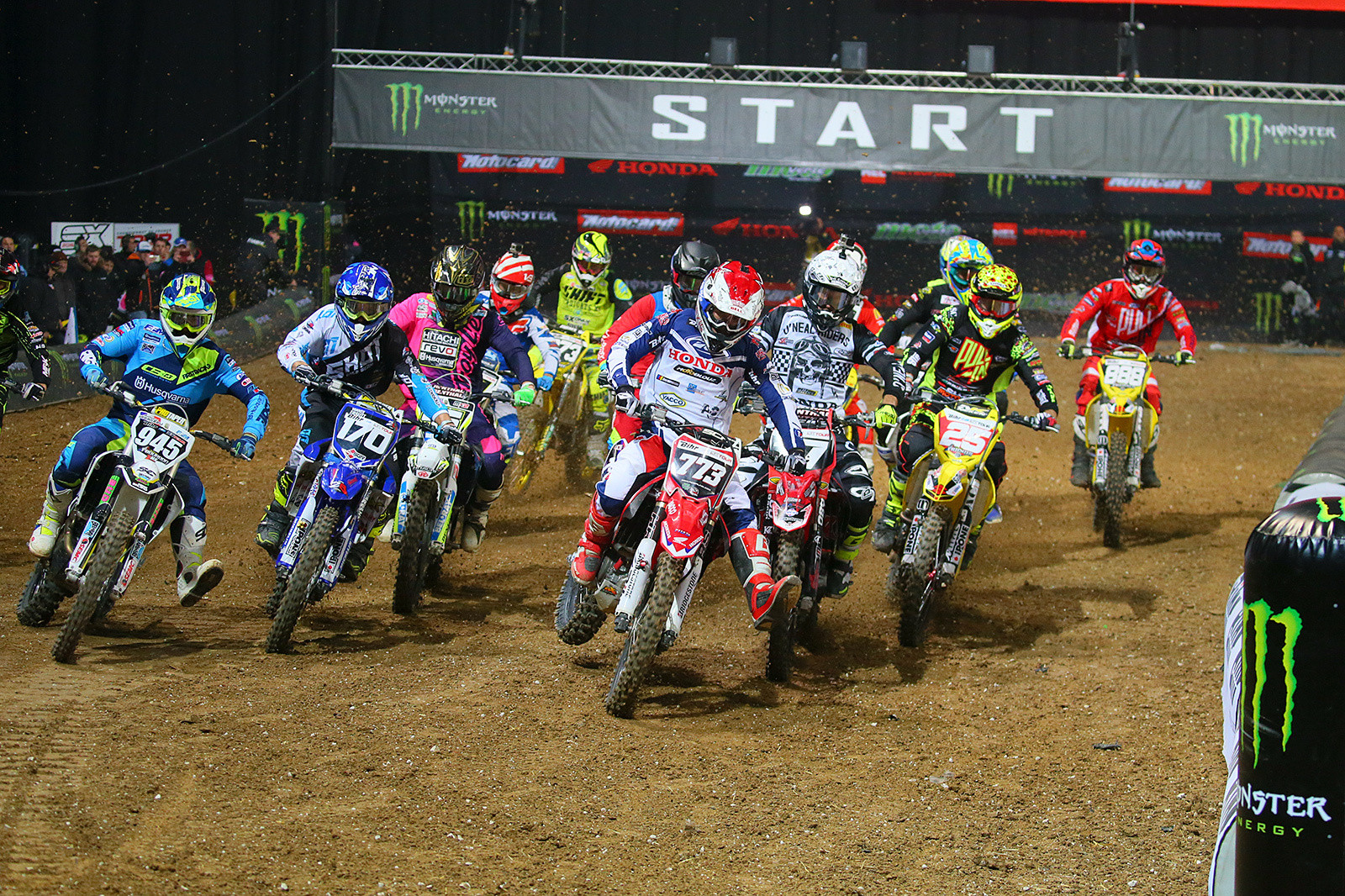 250 Main Event Start - Photo Gallery: Saturday at the Paris-Lille ...