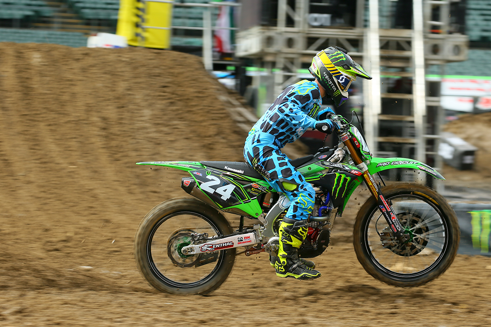 Austin Forkner - Vital MX Pit Bits: Oakland - Motocross Pictures - Vital MX