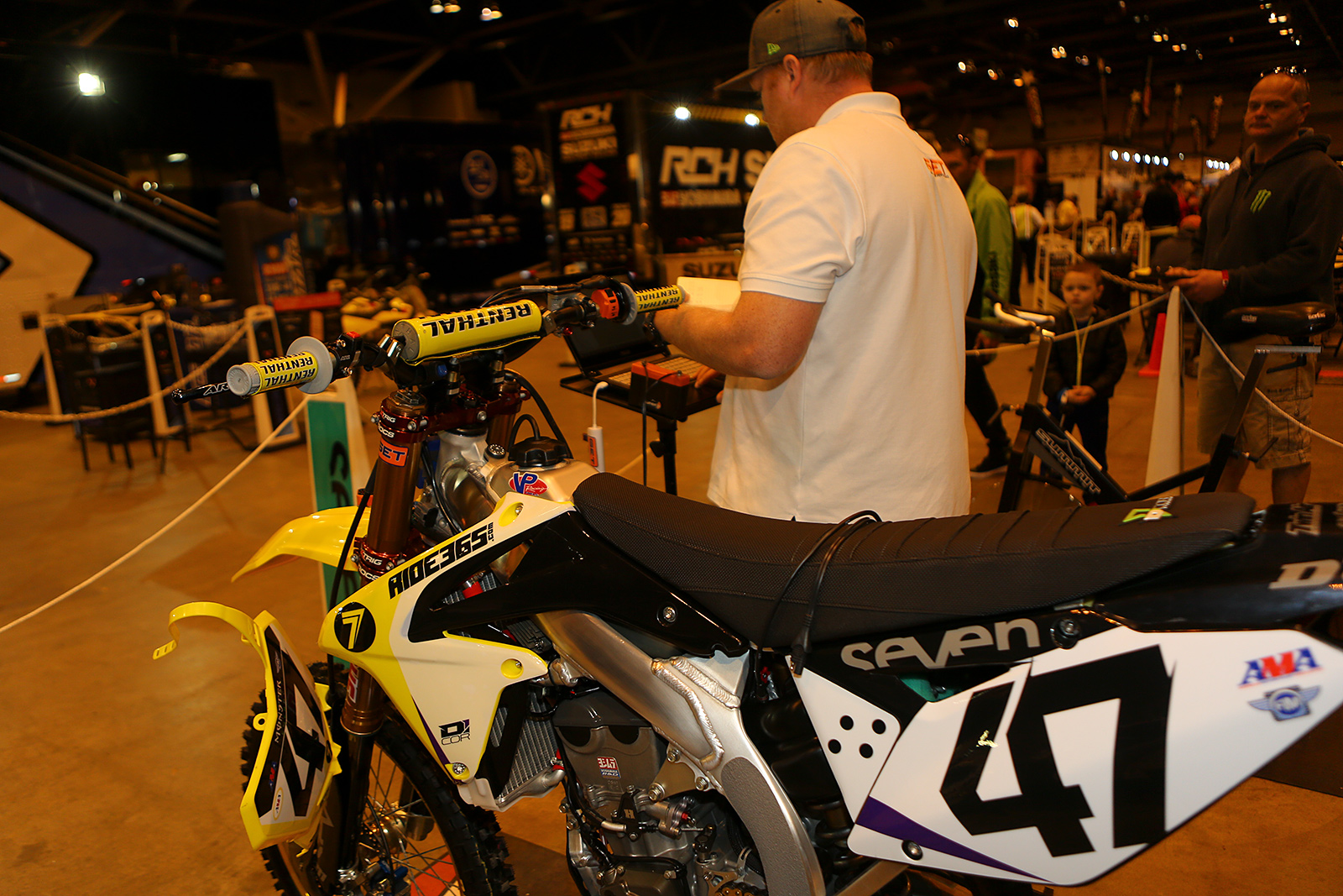 Dan Truman - Pit Bits: St. Louis - Motocross Pictures - Vital MX