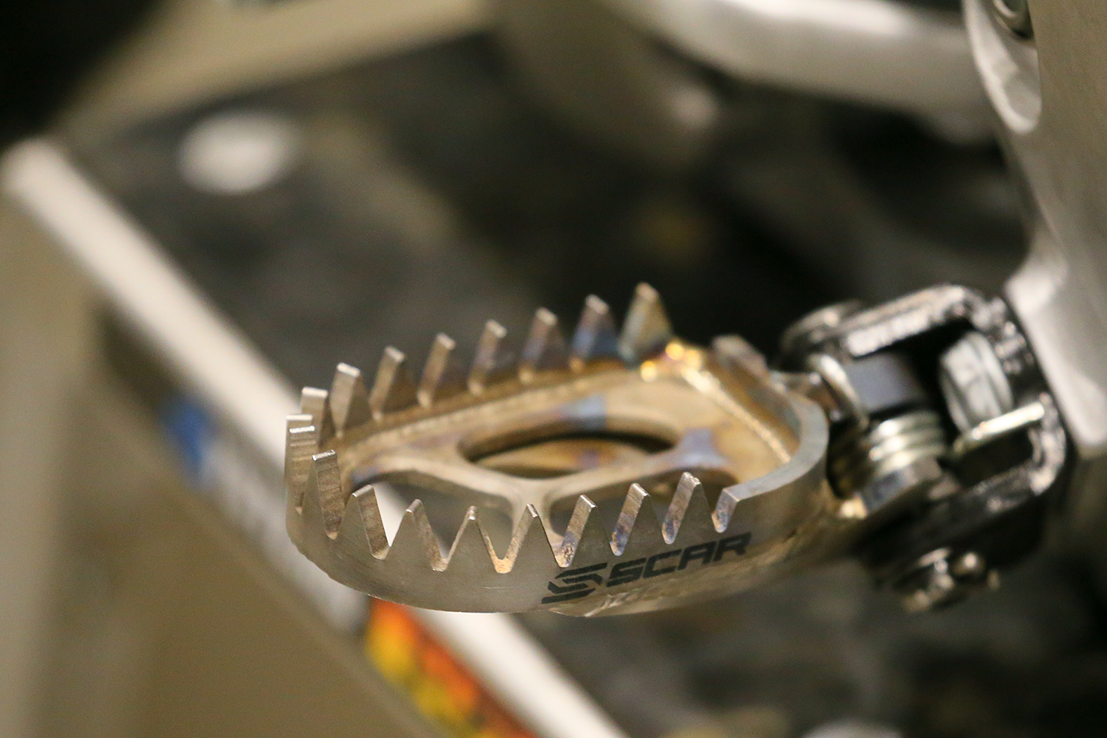 Scar pegs - Vital MX Pit Bits: Seattle - Motocross Pictures - Vital MX