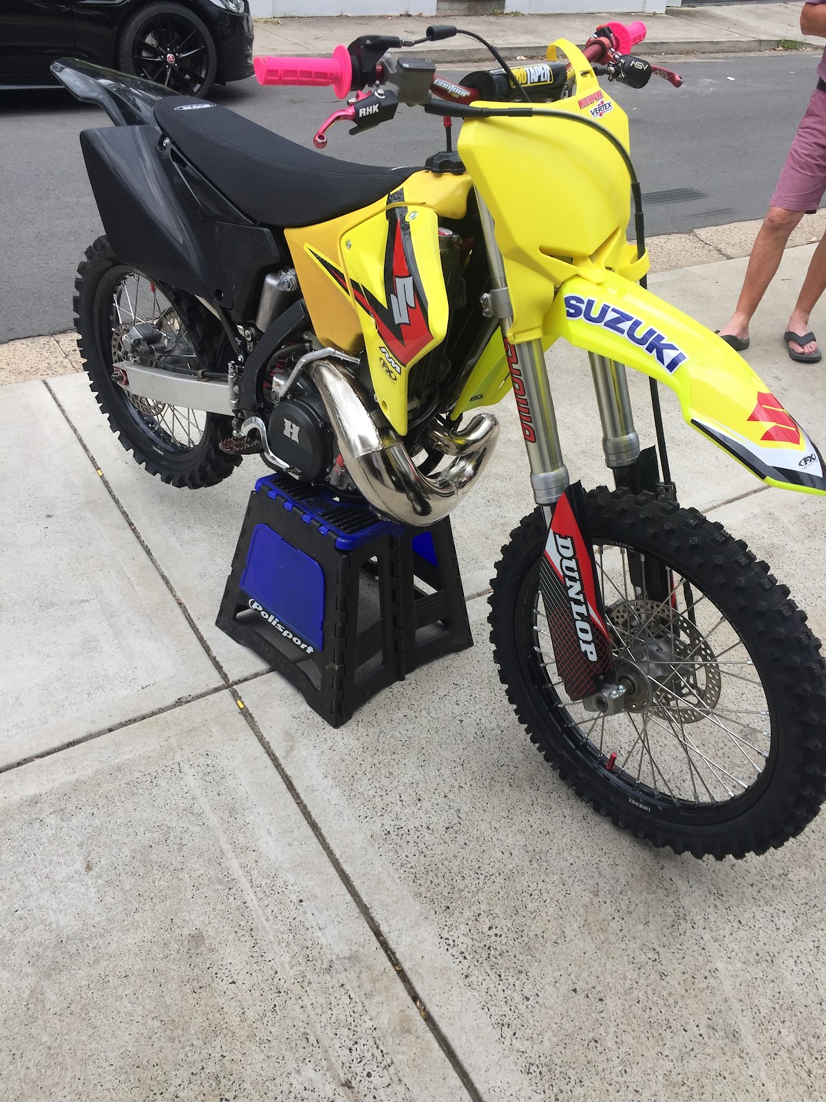 RM250 01 Build - RD123's Bike Check - Vital MX