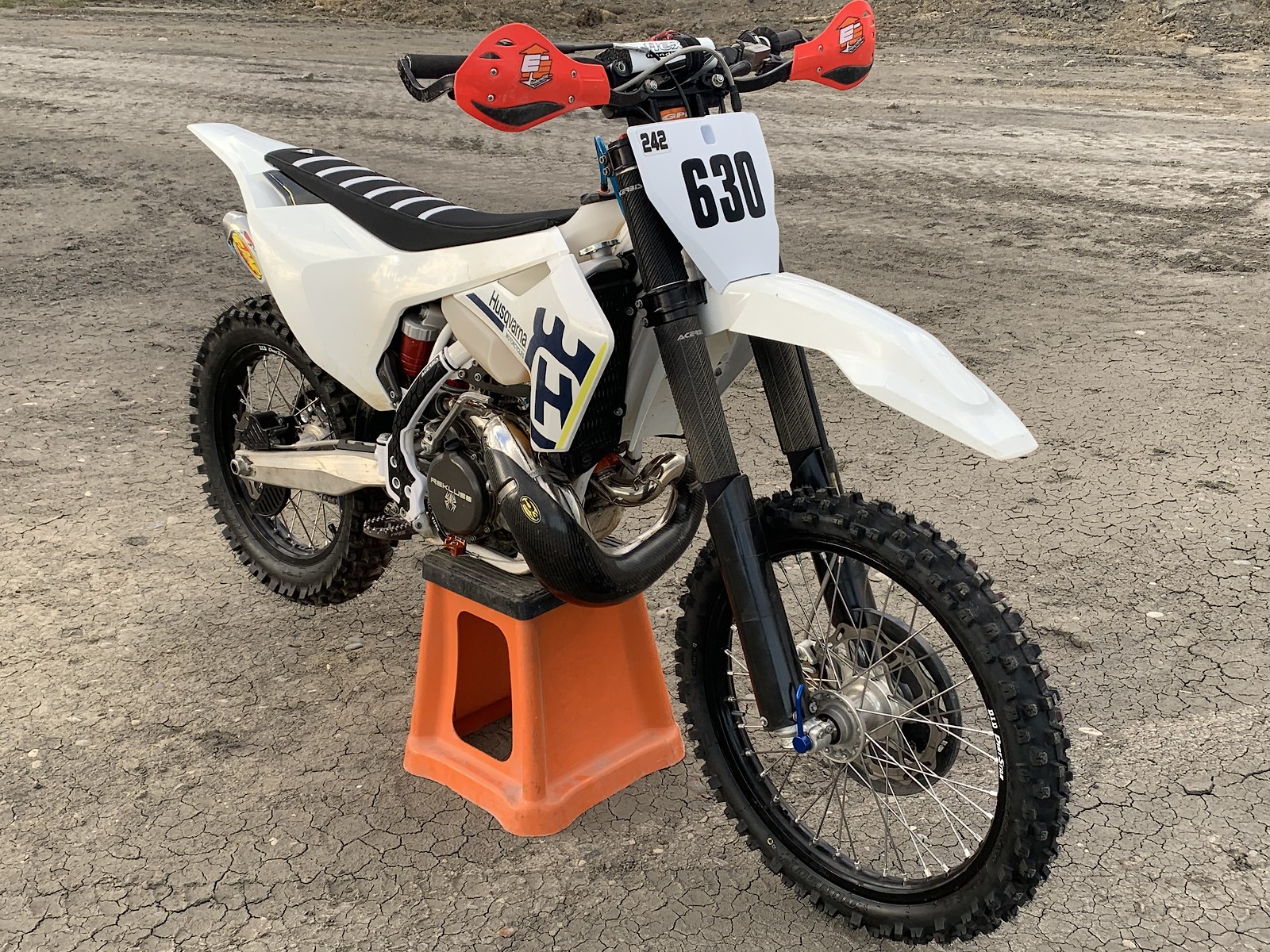 2017 Husqvarna TX300 - gartchen's Bike Check - Vital MX