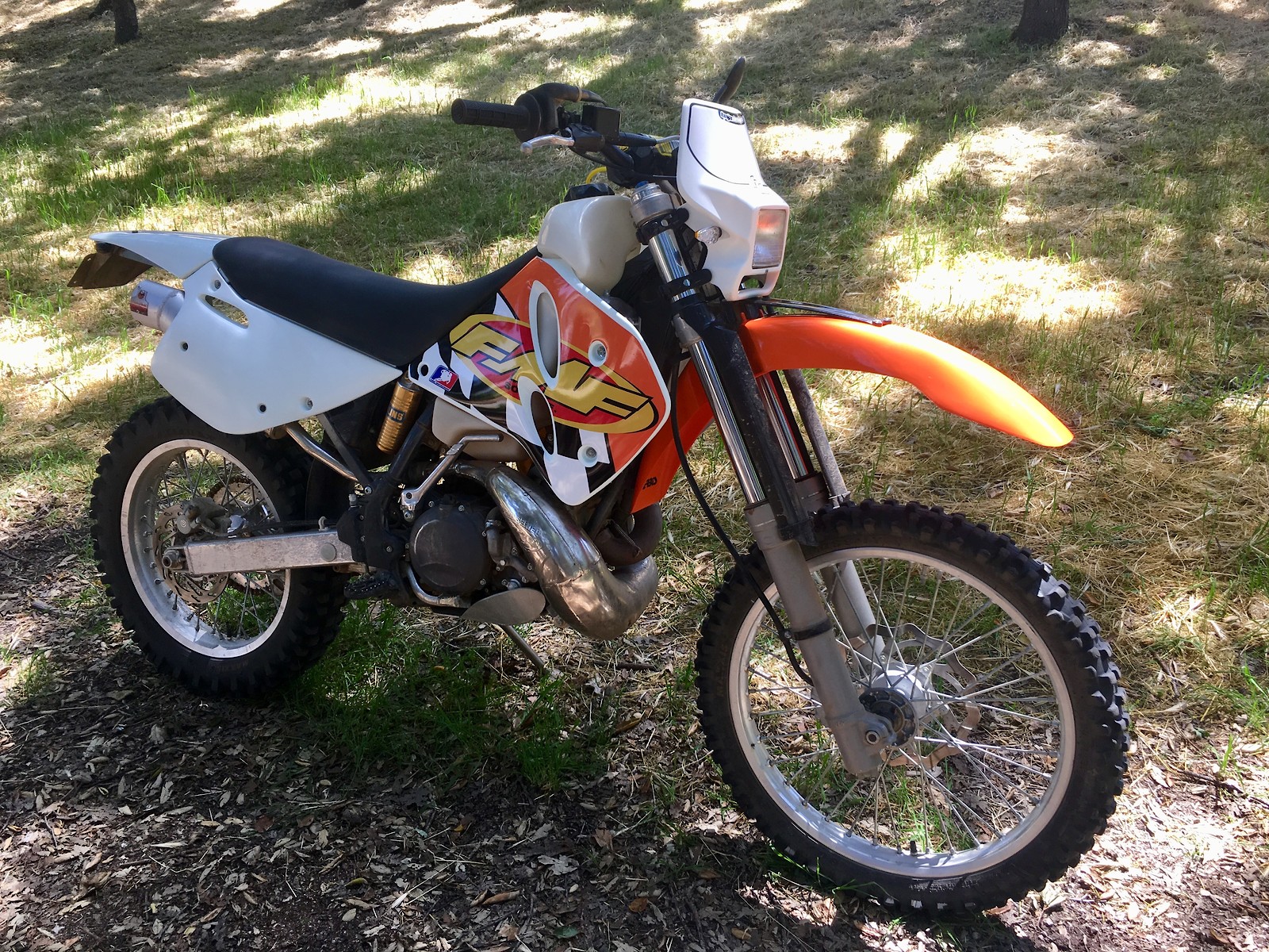 1997 KTM300exc - D Man's Bike Check - Vital MX