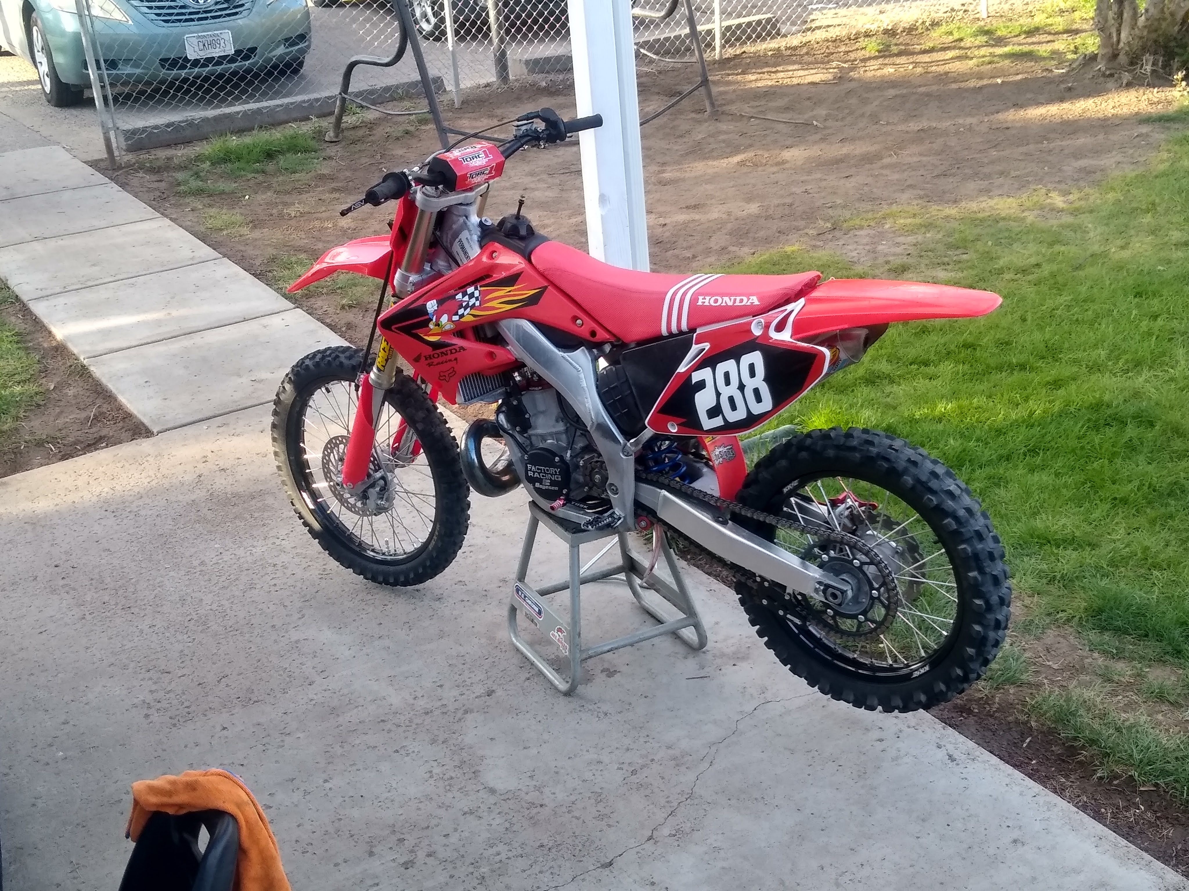 R2R288 (ride to recovery) - R2R288's Bike Check - Vital MX