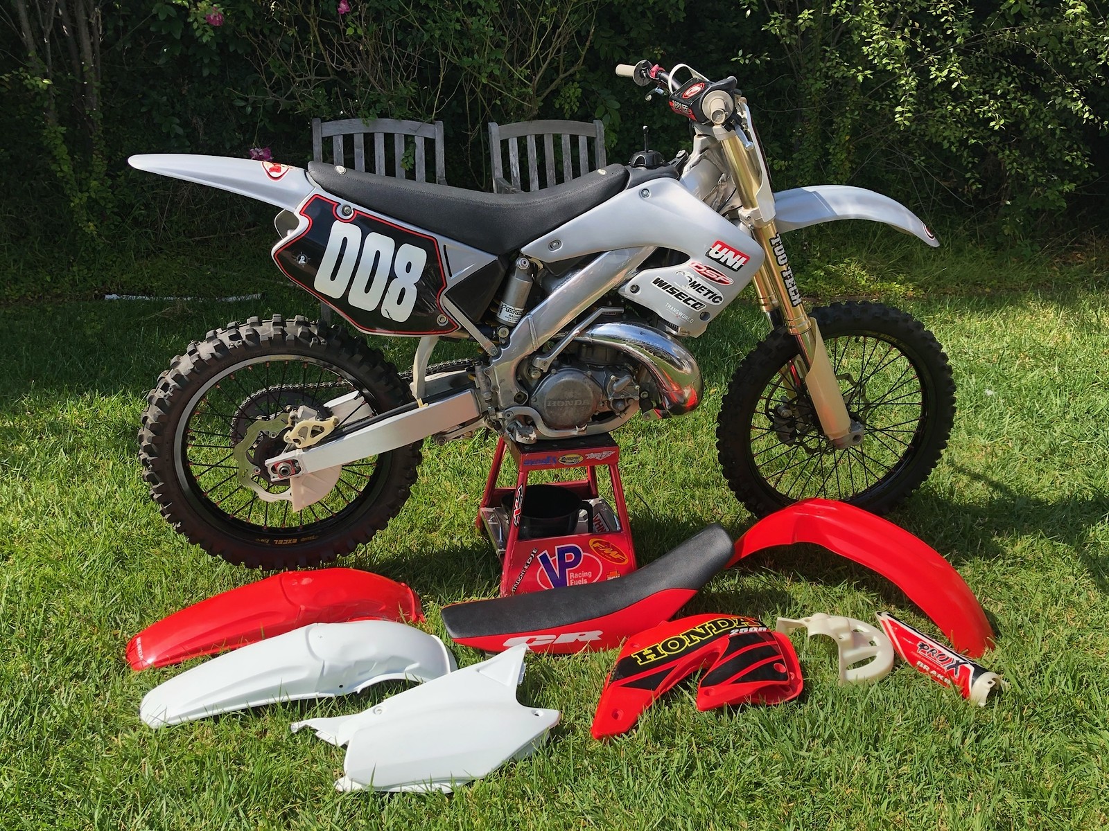 My 2001 CR250 - Rusty Shackleford's Bike Check - Vital MX