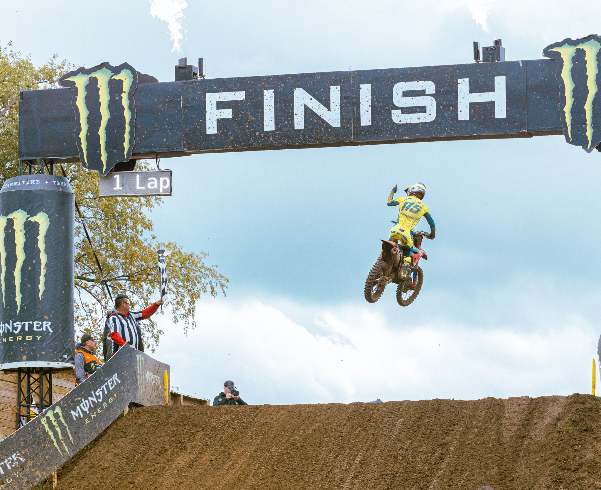 789A1223 - burns - Motocross Pictures - Vital MX