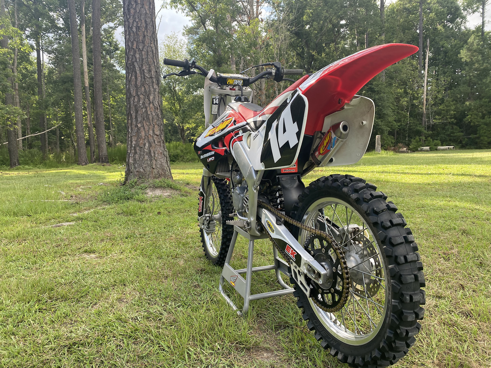 1998 Honda CR125 Scott Sheak tribute - Travis.k's Bike Check - Vital MX