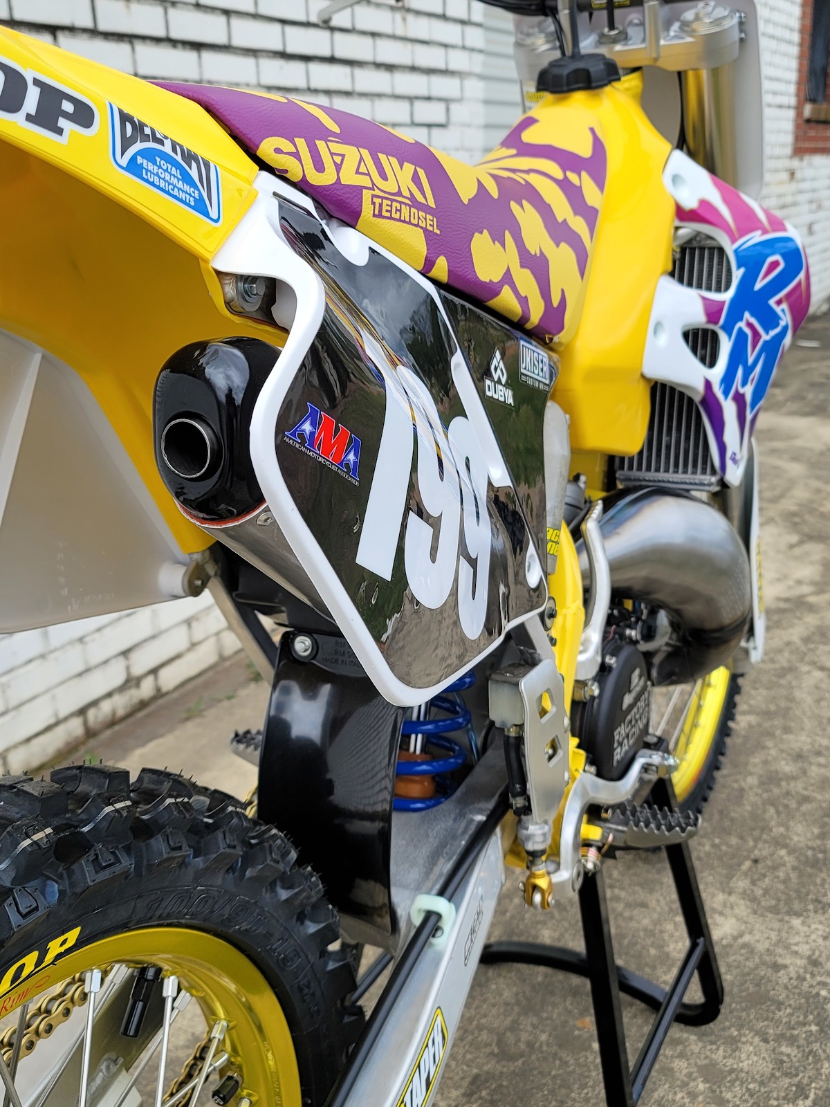 Y2k / 1992 Suzuki RM125 - jkiser14's Bike Check - Vital MX