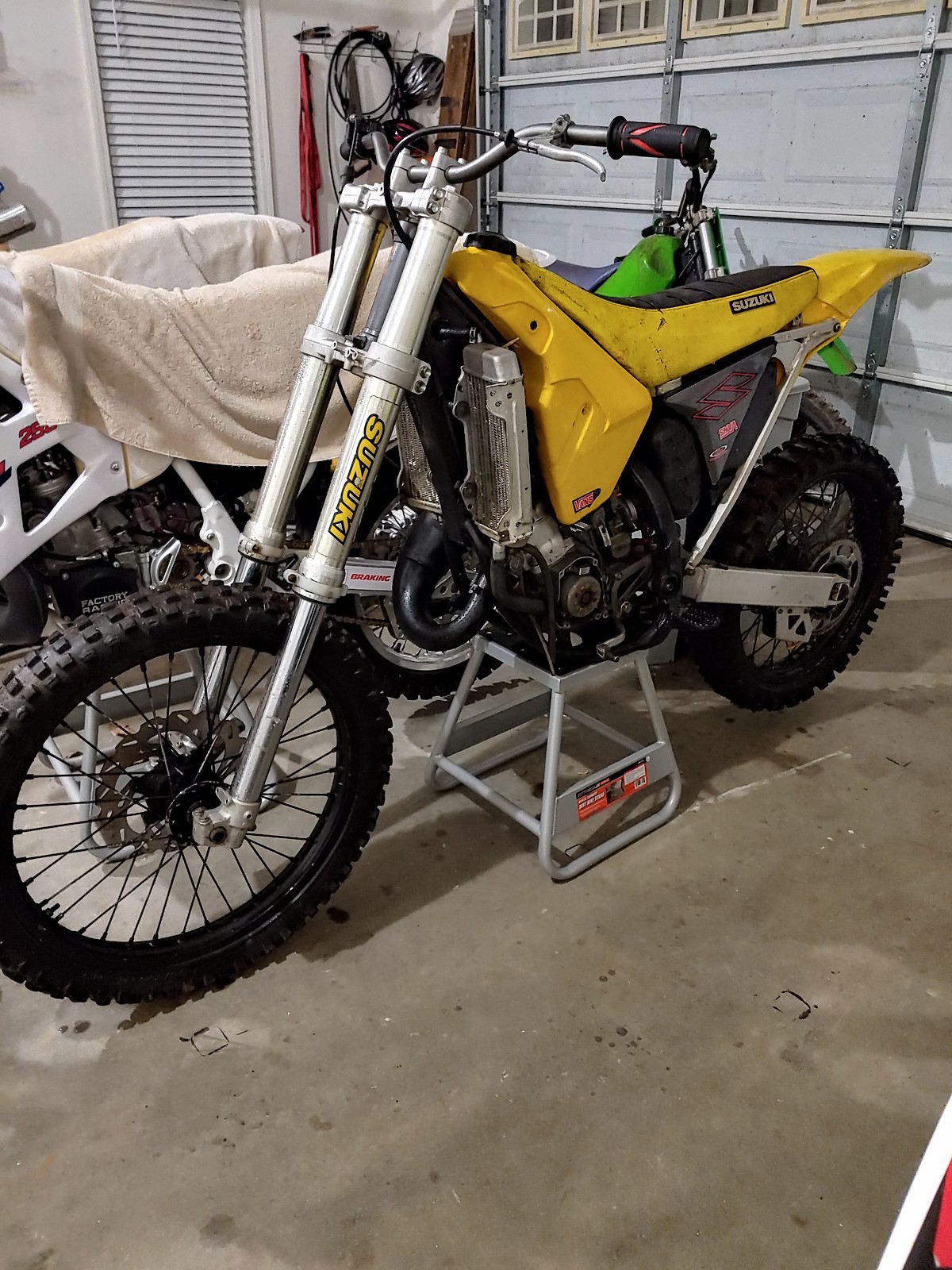 Y2k / 1992 Suzuki RM125 - jkiser14's Bike Check - Vital MX