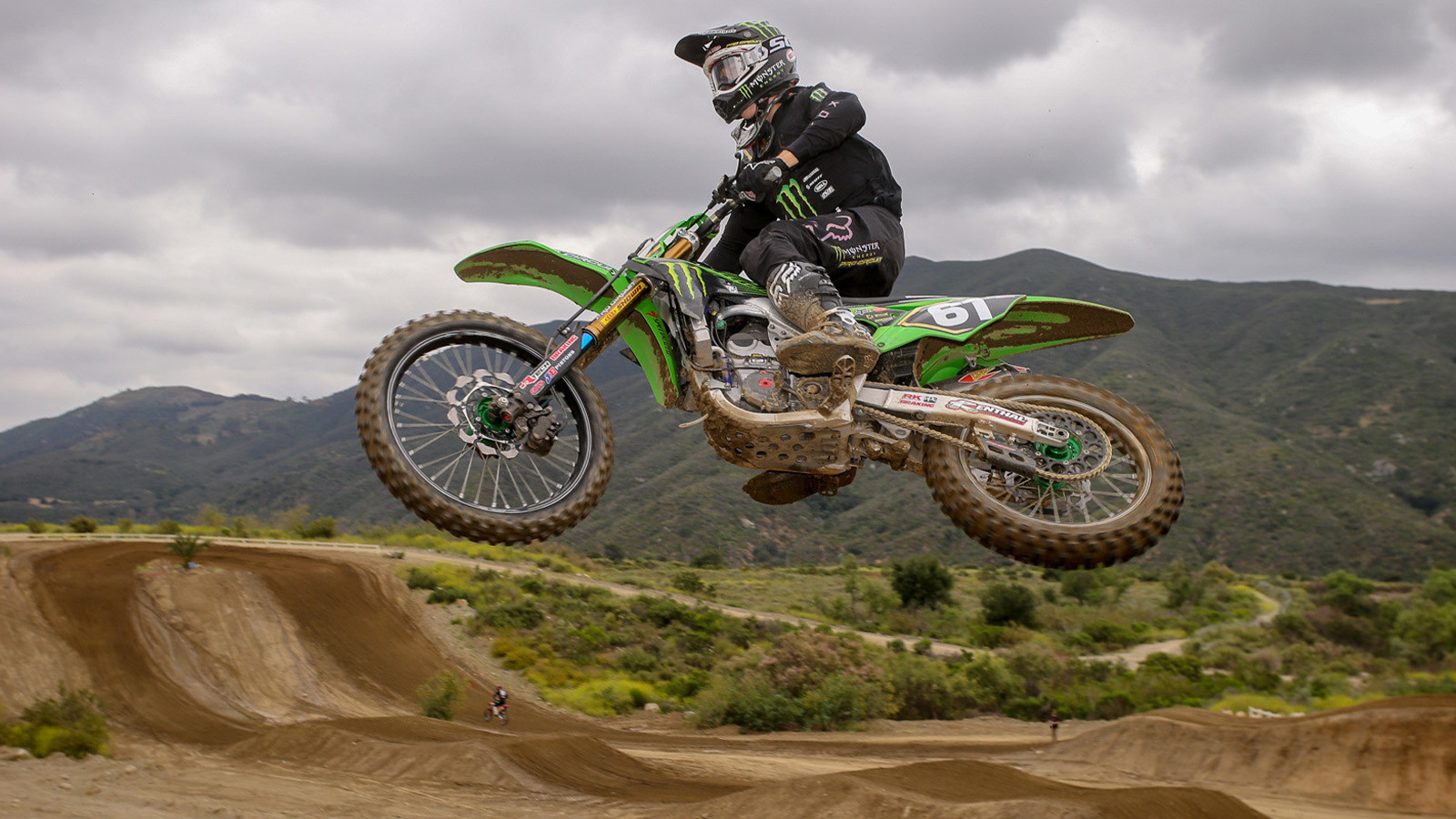 Grass is Always Greener | Riders Who Have Returned to Pro Circuit ...