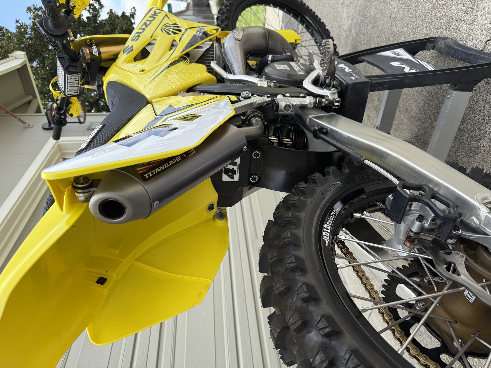2007 Suzuki RM 250 "Gutful Wonder" - Joyner41's Bike Check - Vital MX
