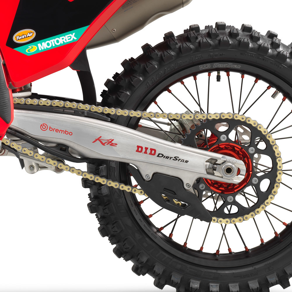 2024 GASGAS MC 250F Factory Edition Bike - Reviews, Comparisons, Specs ...