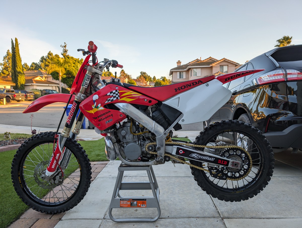2001 CR250R Passion Fingers build - Bike Builds - Motocross Forums ...