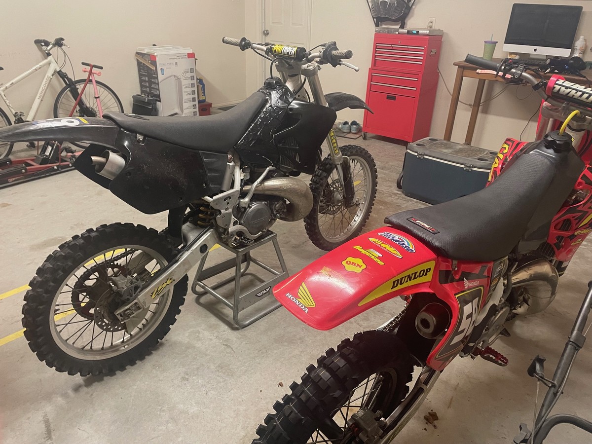 1996 Team Fabuloso CR250 Rebuild - Bike Builds - Motocross Forums ...