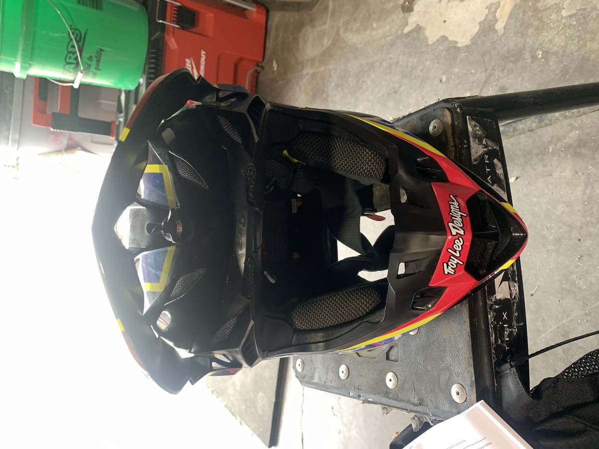 TLD SE5 Carbon - Size Large - For Sale/Bazaar - Motocross Forums ...