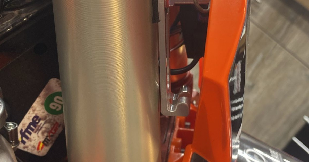 Mylaps CNC machined aluminium transponder holders for X-trig clamps ...