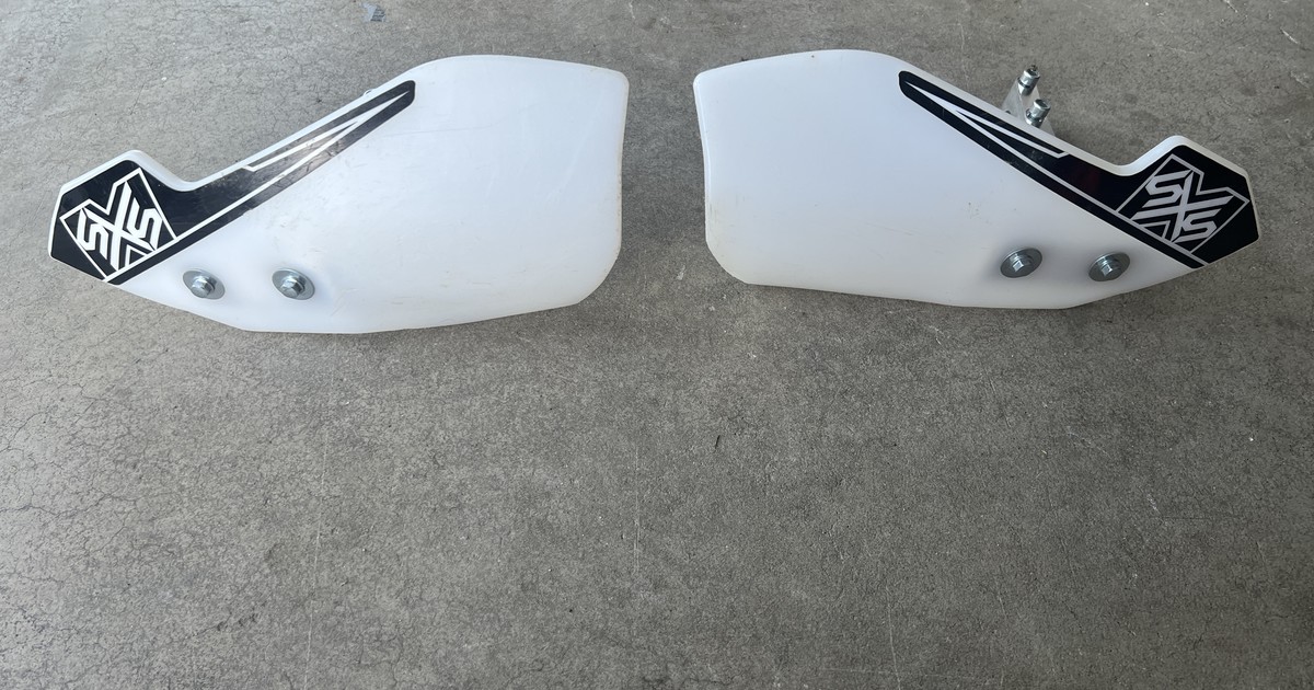 SXS Burly (non-vented) burly hand guards with billet mounts (used ...