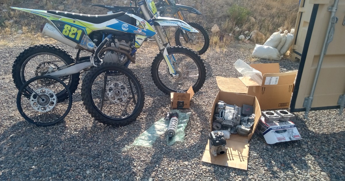16-22 Gen KTM 270 SXF with lots of extras $6500 for all, will consider ...