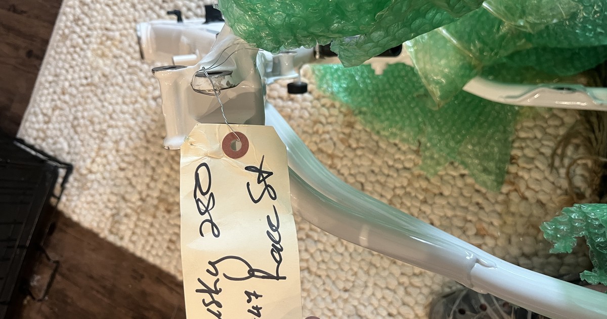 Factory Husky 250 Frame /Martin Davalos Race SX - For Sale/Bazaar ...