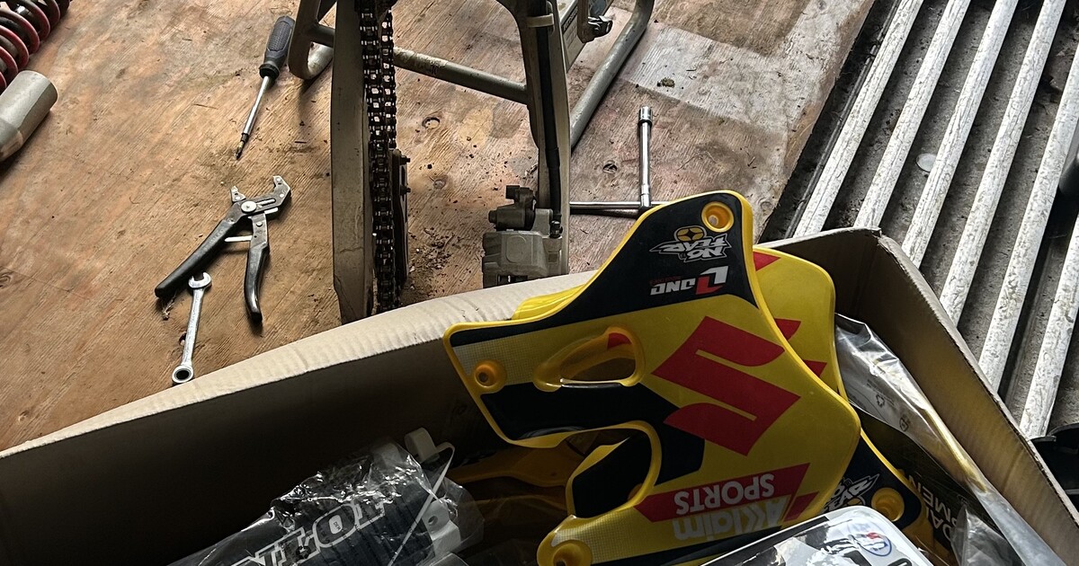 2000 RM250 Pastrana Replica Build - Bike Builds - Motocross Forums ...